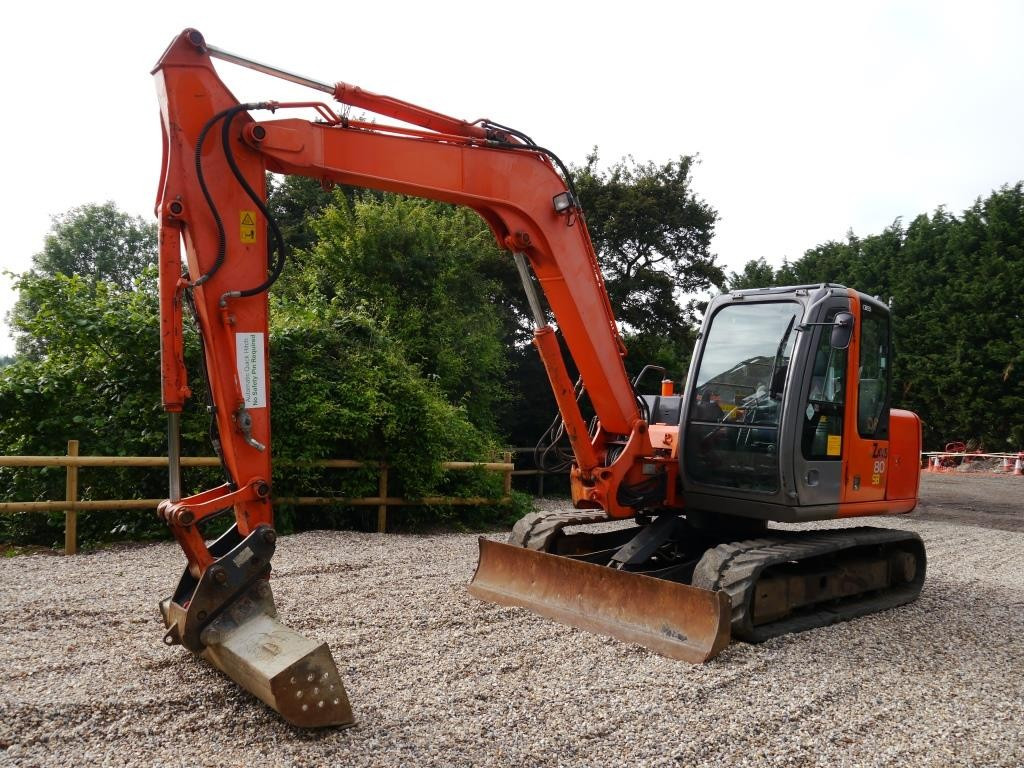2008 HITACHI ZAXIS ZX80 SBLC midi bager - kmetija24.si